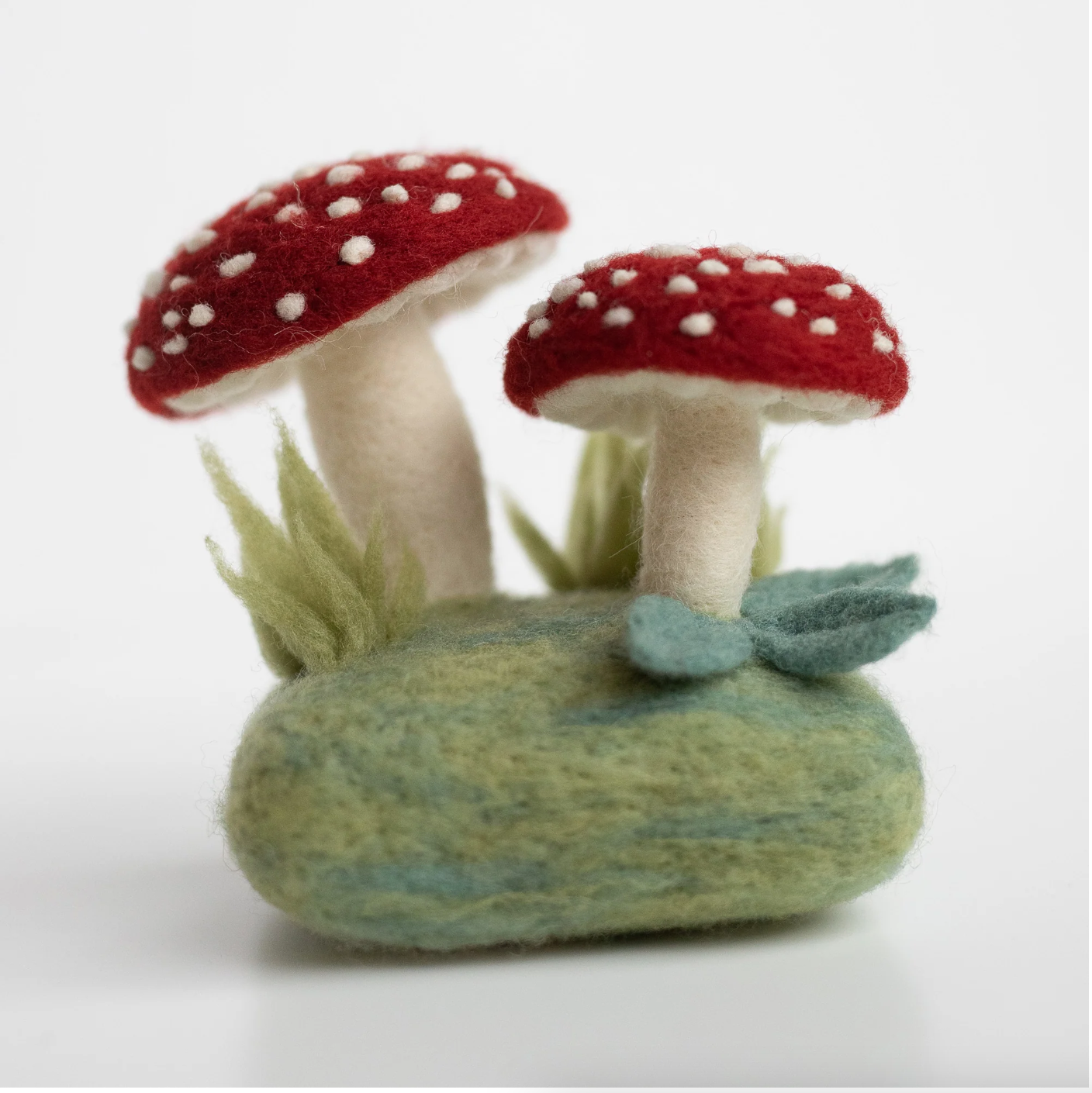 Forest Toadstools Mini Kit – Woven Art Yarn Shop